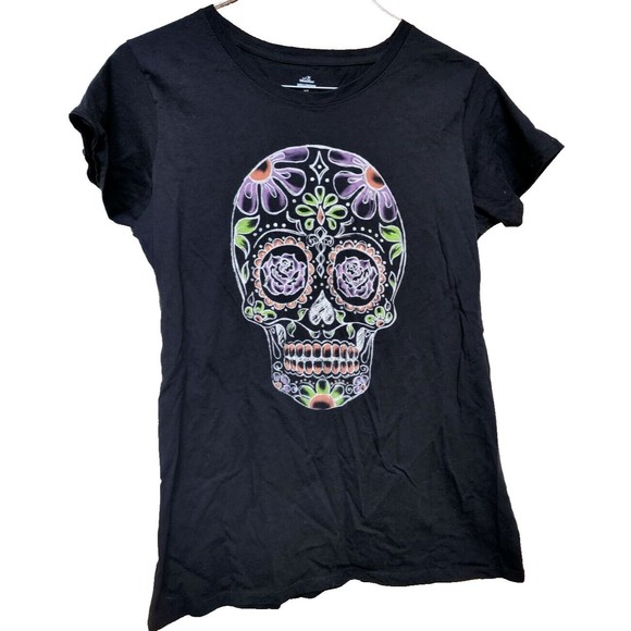 Celebrate Halloween | Tops | Black Skull Tshirt Size Large Sugar Skull ...